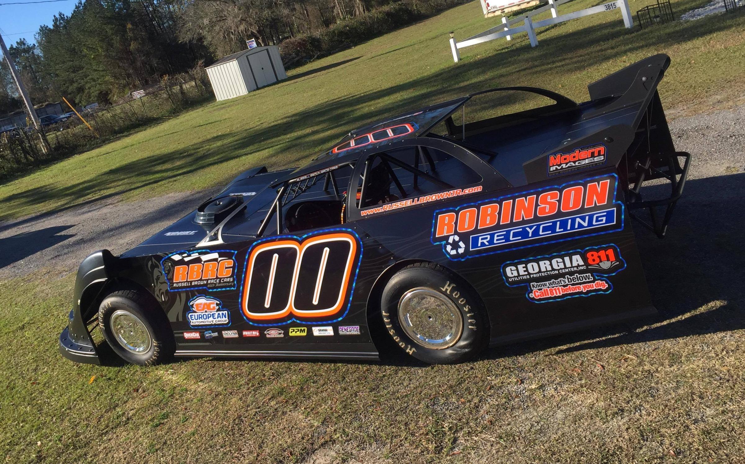 Russell Brown by Dylan R. Houser - Trading Paints