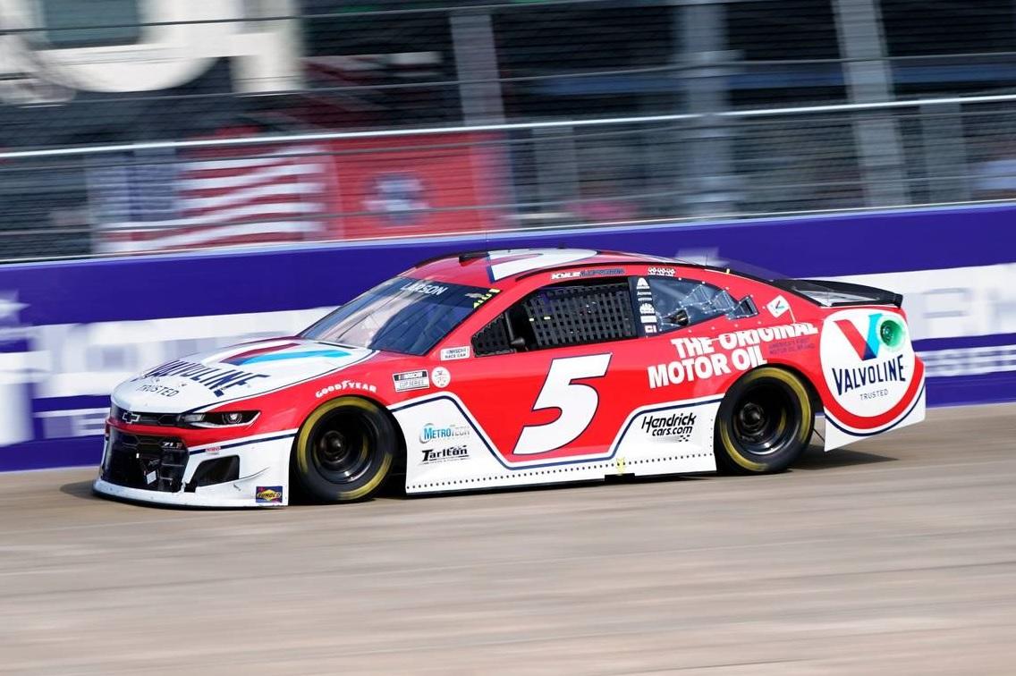 Kyle Larson 2021 Valvoline Monte Carlo by Derek Gilray - Trading Paints
