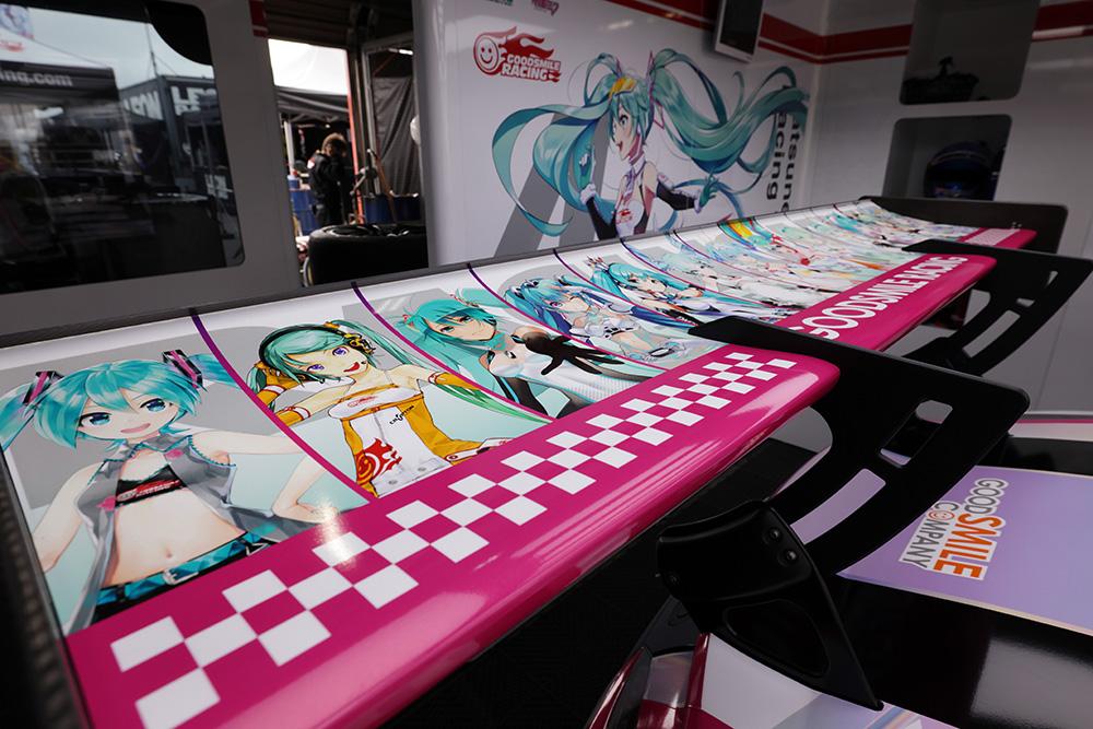 #4 Goodsmile Hatsune Miku AMG 2021 (Goodsmile Racing 2021 Super GT) by ...