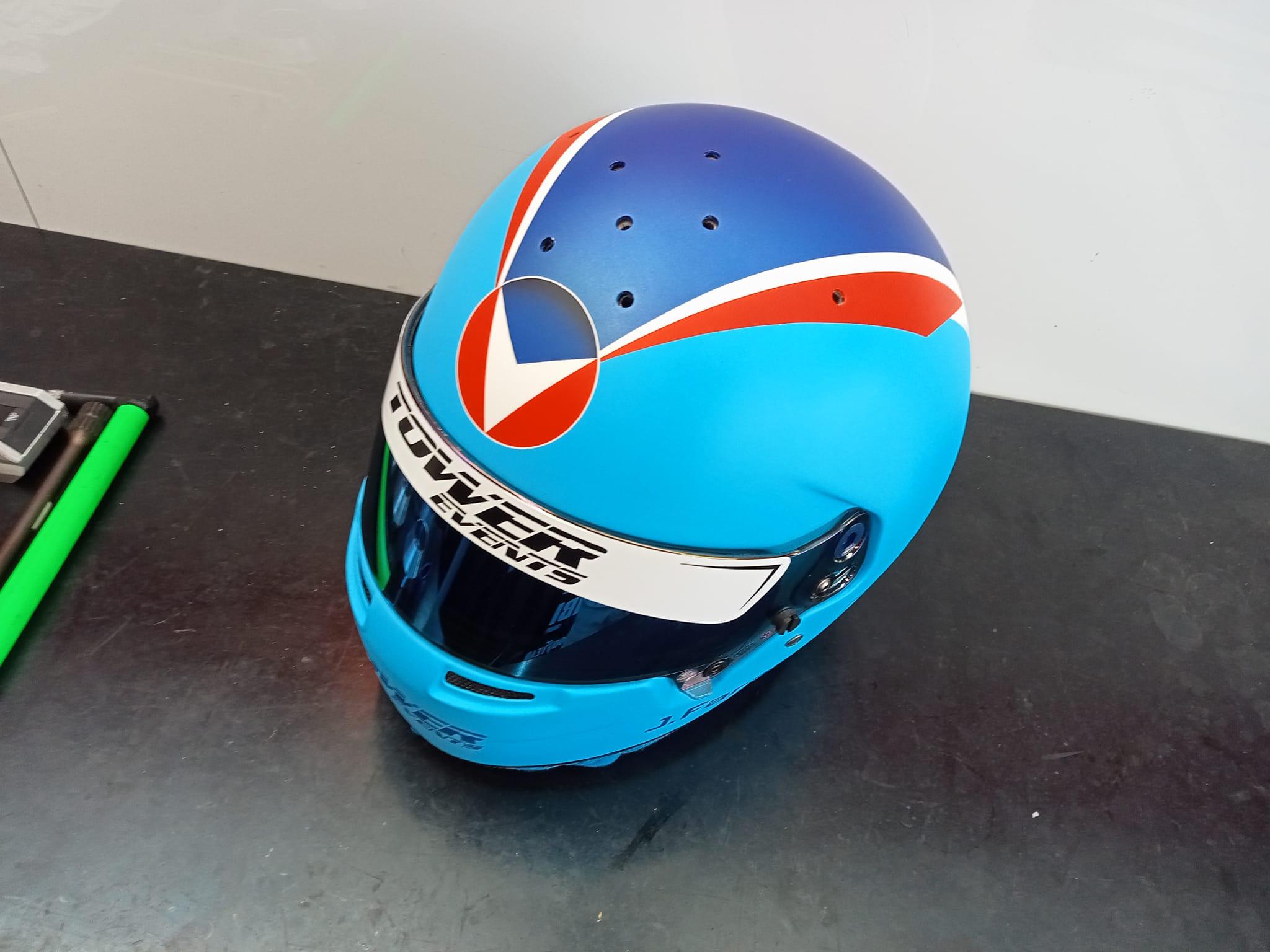 Vaillante Tower Events helmet by Marcellus Breuning - Trading Paints