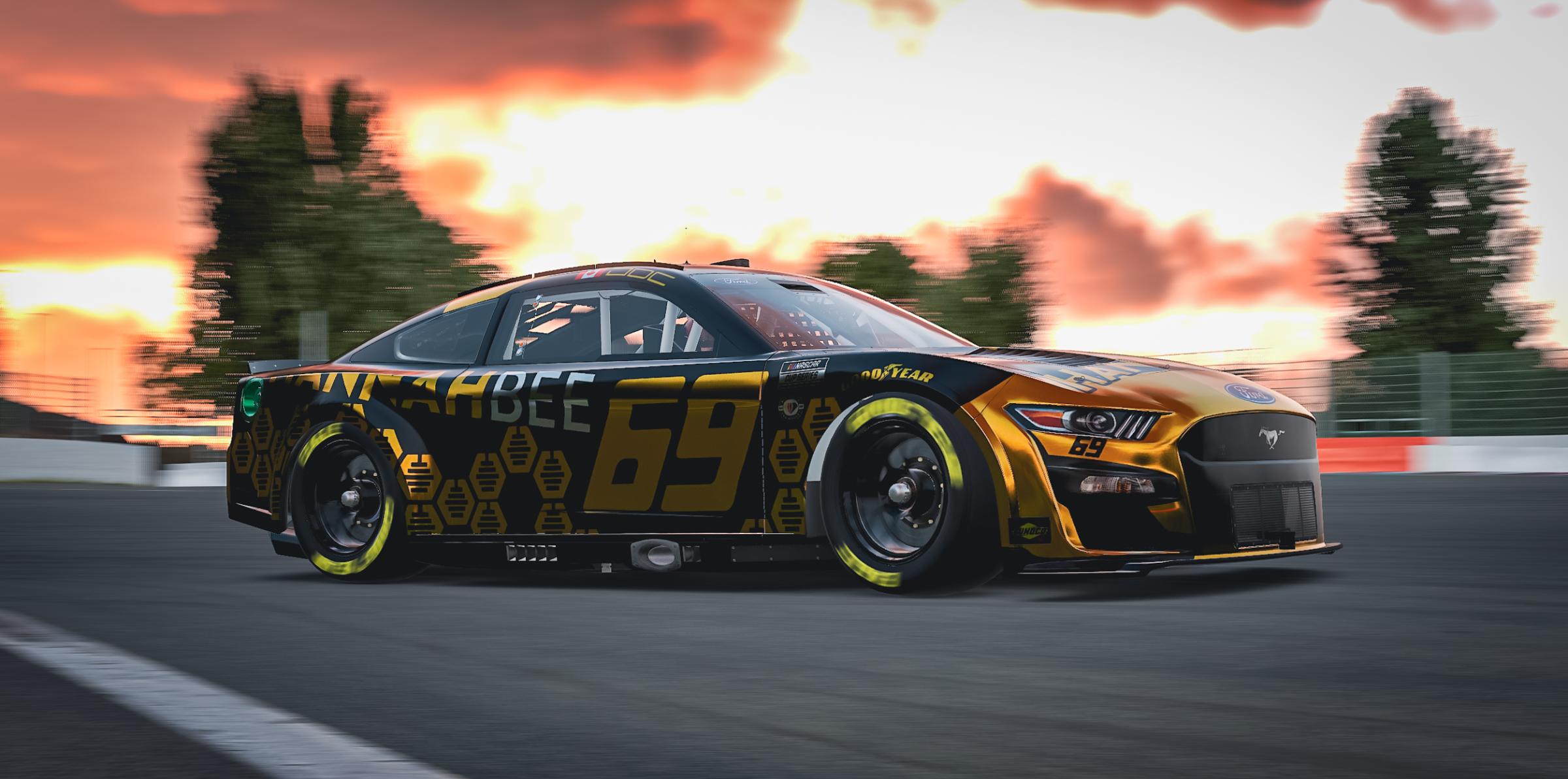 HannahBee #69 by Sam B. - Trading Paints