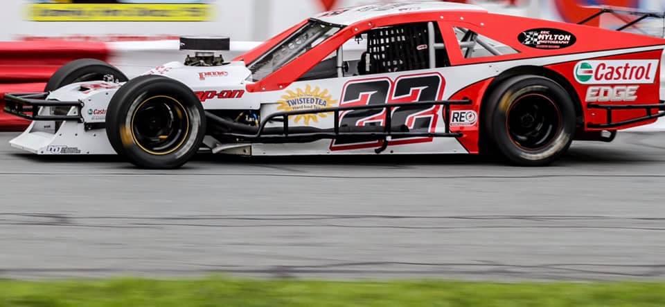 Jonathan Brown by Nolan Marshall - Trading Paints