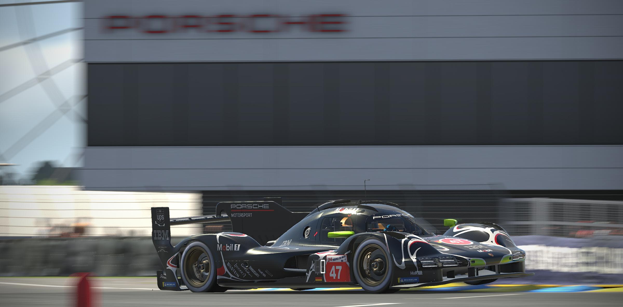 98 GT1 Dry Carbon Gloss White - 963 by Michael DeTurck - Trading Paints