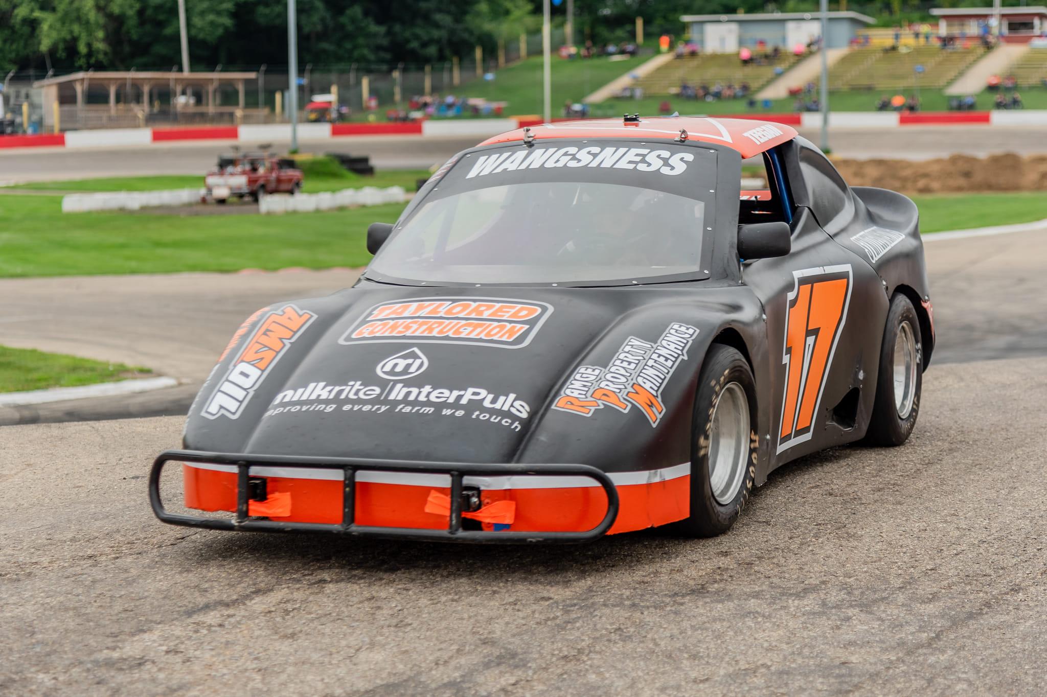 Teegan Wangsness Bando by Joey S. - Trading Paints