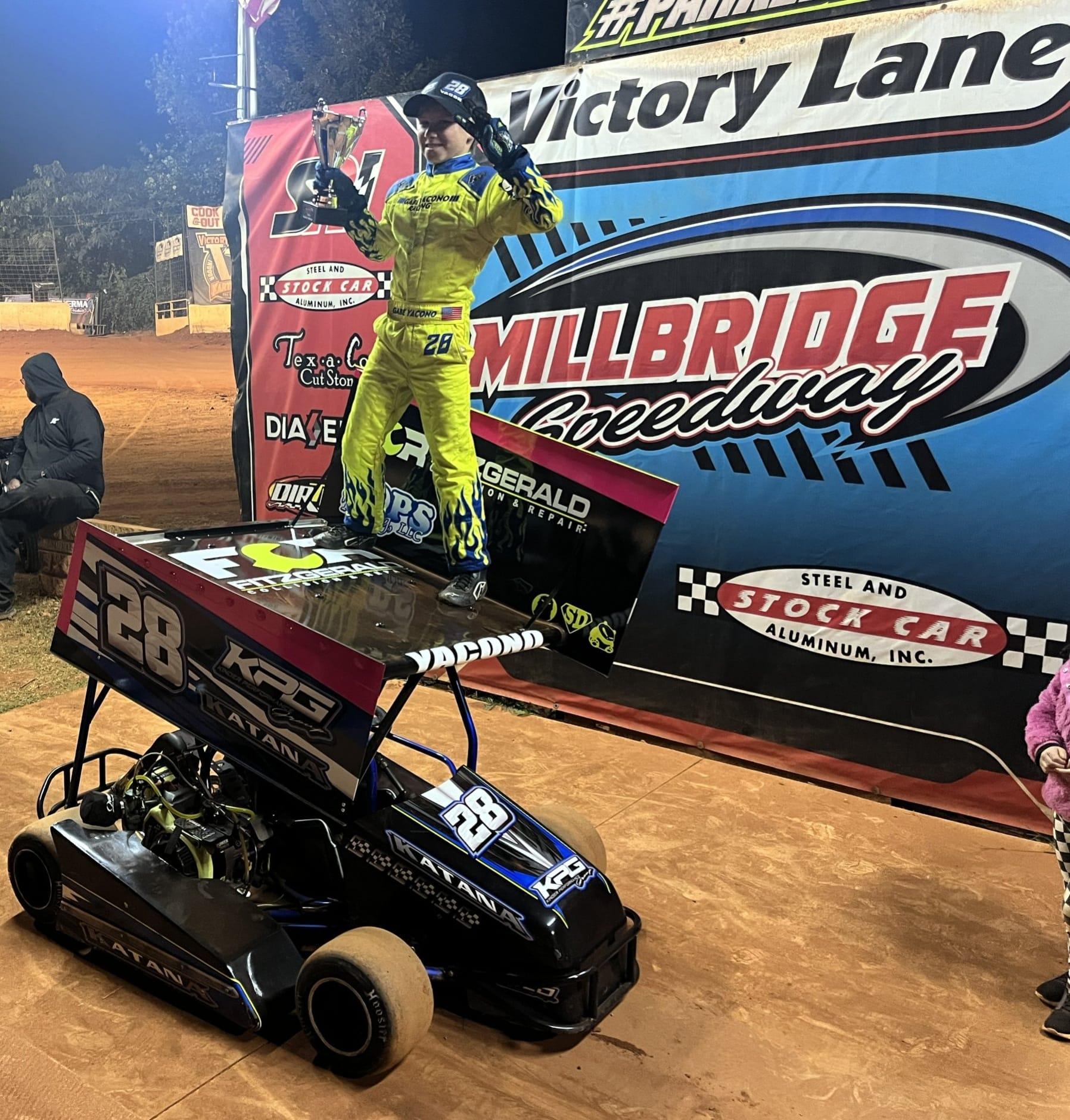 Gabe Yacono Wing Micro (Sim Stamp) by Alex Huffman - Trading Paints