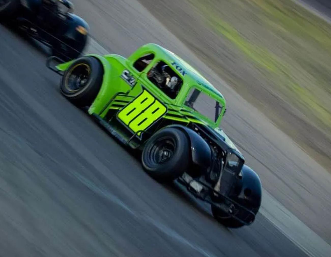 Cade Fox Replica by Alexander Roe - Trading Paints